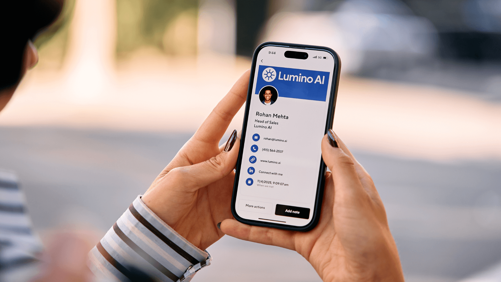What is a Virtual Business Card [Explainer + Get Started Guide]